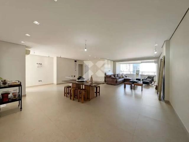 Apartamento para Venda em Londrina/PR Gleba Palhano 4 Quartos