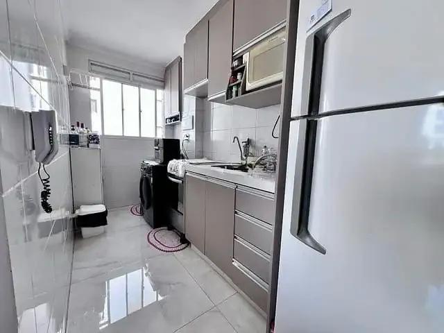 Apartamento para Venda em Londrina/PR Industrial 2 Quartos