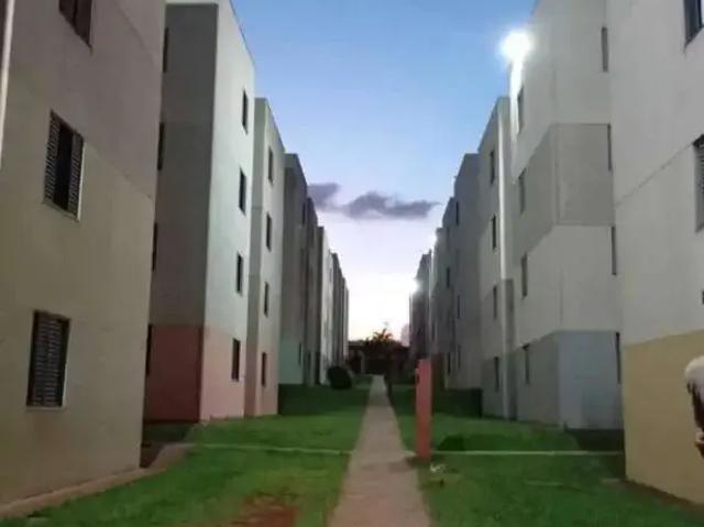 Apartamento para Venda em Londrina/PR Jardim Maria Celina 2 Quartos