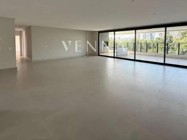Apartamento para Venda em Londrina/PR Jardim São Jorge 4 Quartos