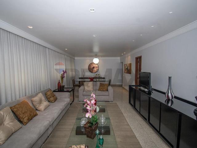 Apartamento para venda em Lourdes em Belo Horizonte Minas Gerais de 192.00m² com 4 Quartos, 2 Suítes e 2 Garagens