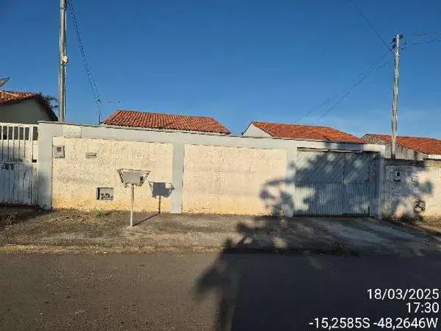 Apartamento para Venda em Padre Bernardo/GO Vila Divineia 2 Quartos