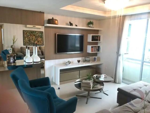 Apartamento para Venda em Palhoça/SC Centro 3 Quartos
