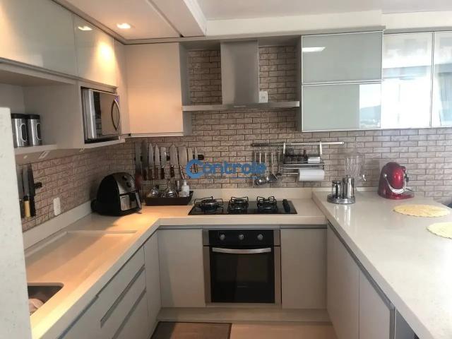 Apartamento para Venda em Palhoça/SC Centro 3 Quartos