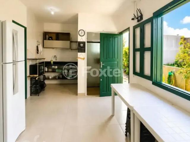 Apartamento para Venda em Palhoça/SC Enseada de Brito 2 Quartos