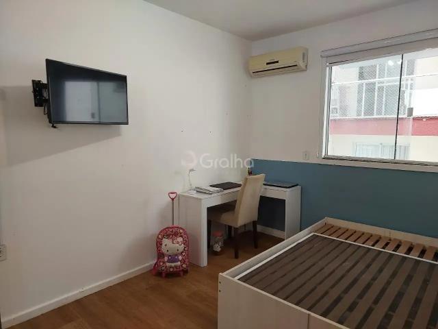 Apartamento para Venda em Palhoça/SC Pedra Branca 3 Quartos