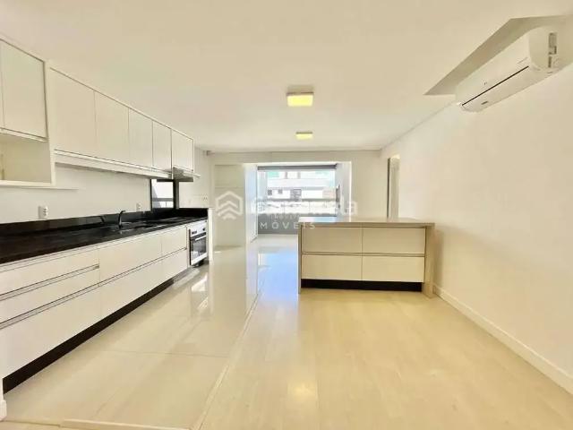 Apartamento para Venda em Palhoça/SC Pedra Branca 3 Quartos