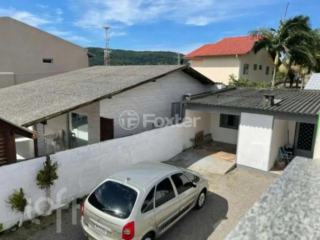 Apartamento para Venda em Palhoça/SC Pinheira 5 Quartos