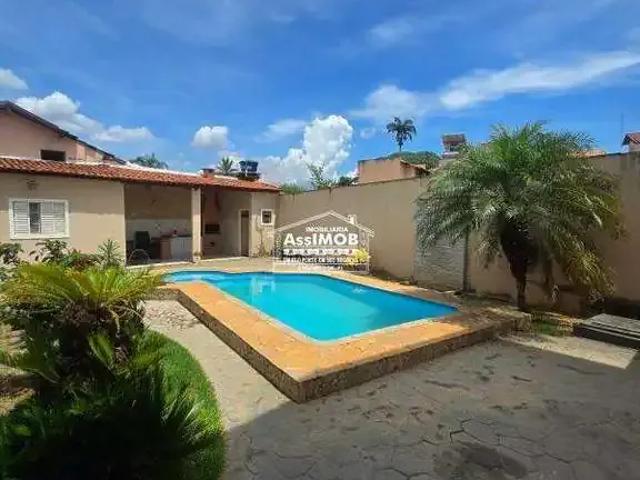 Apartamento para Venda em Paracatu/MG Santana 4 Quartos
