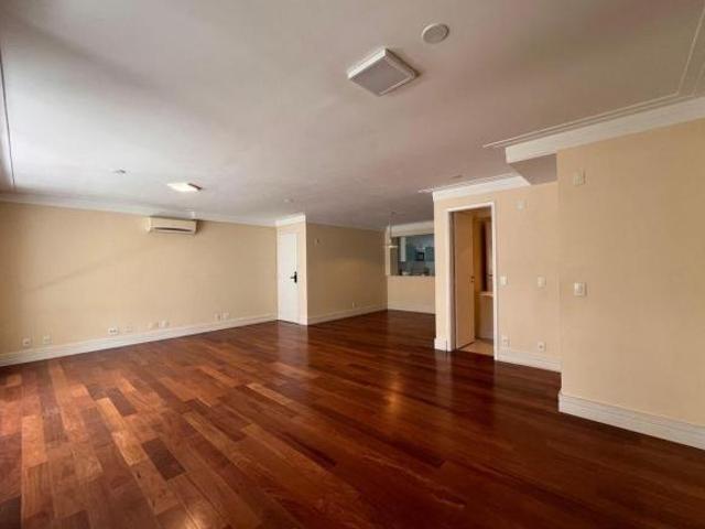 Apartamento para venda em Paraíso Do Morumbi de 141.00m² com 4 Quartos, 3 Suites e 2 Garagens