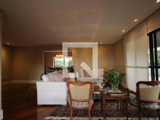 Apartamento para venda em Panamby de 220.00m² com 4 Quartos, 3 Suites e 4 Garagens