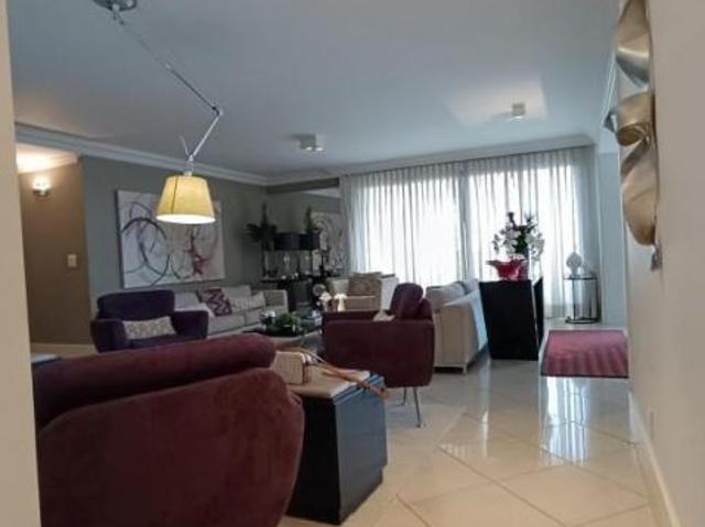 Apartamento para venda em Paraiso de 254.00m² com 4 Quartos, 2 Suites e 2 Garagens