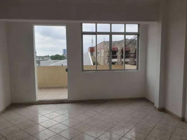 Apartamento para Venda em Paranaguá/PR Centro 3 Quartos
