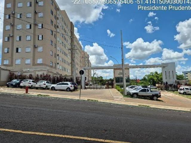 Apartamento para venda em Parque Bandeirantes de 39.00m² com 2 Quartos e 1 Garagem