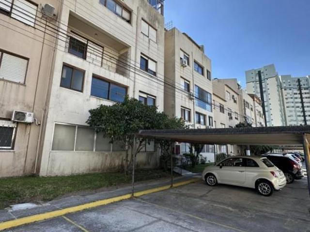 Apartamento para Venda em Pelotas, Centro, 2 dormitórios, 2 banheiros, 1 vaga