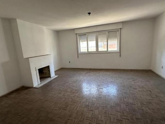 Apartamento para Venda em Pelotas, Centro, 3 dormitórios, 1 suíte, 4 banheiros, 1 vaga