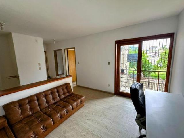 Apartamento para Venda em Pelotas, Centro, 3 dormitórios, 2 banheiros, 2 vagas