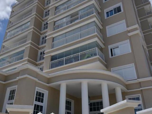 Apartamento para Venda em Pelotas, Areal, 3 dormitórios, 1 suíte, 3 banheiros, 2 vagas