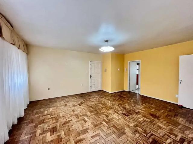 Apartamento para Venda em Pelotas/RS Centro 3 Quartos