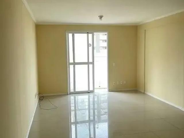 Apartamento para Venda em Pelotas/RS Centro 3 Quartos