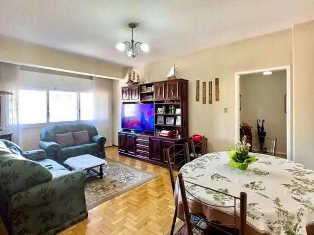 Apartamento para Venda em Pelotas/RS Centro 2 Quartos