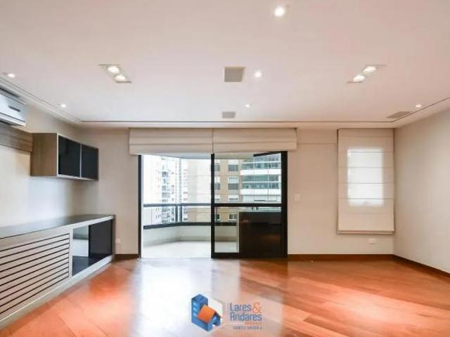 Apartamento para venda em Perdizes com 4 quartos, sendo 3 suítes, 155m²