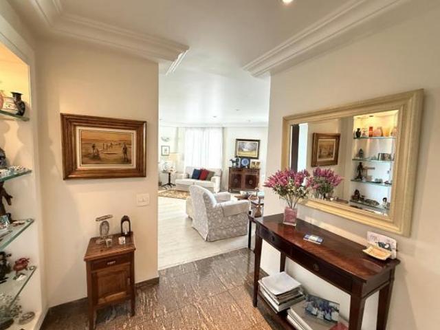 Apartamento para venda em Perdizes com 4 quartos, sendo 3 suítes, 205m²