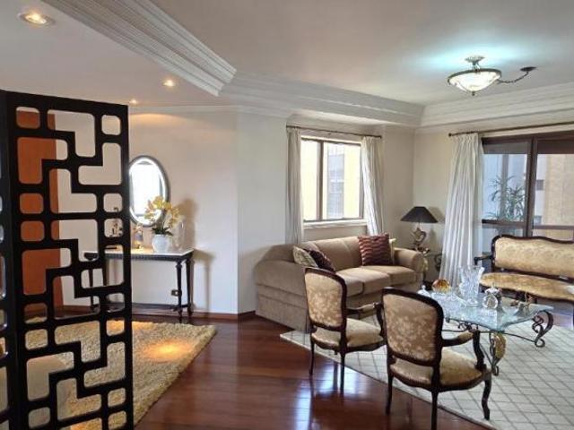 Apartamento para venda em Perdizes com 5 quartos, sendo 2 suítes, 246m²