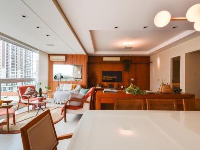 Apartamento para venda em Perdizes com 3 quartos, sendo 3 suítes, 137m²