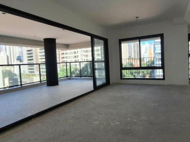 Apartamento para venda em Perdizes com 3 quartos, sendo 3 suítes, 184m²