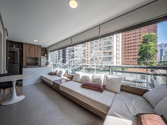 Apartamento para venda em Perdizes de 147.00m² com 3 Quartos, 3 Suites e 2 Garagens
