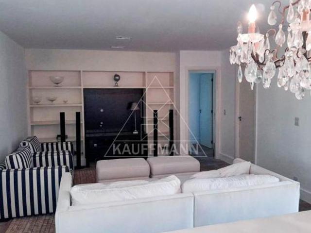Apartamento para Venda em Perdizes 3 Suítes, 3 vagas 138m² A.U