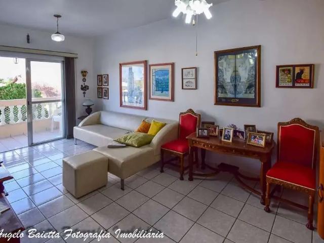 Apartamento para Venda em Peruíbe/SP Centro 3 Quartos