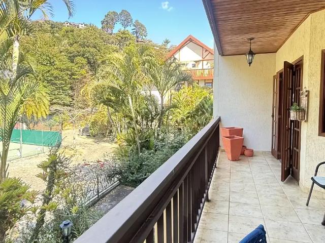Apartamento para Venda em Petrópolis/RJ Bonsucesso 3 Quartos