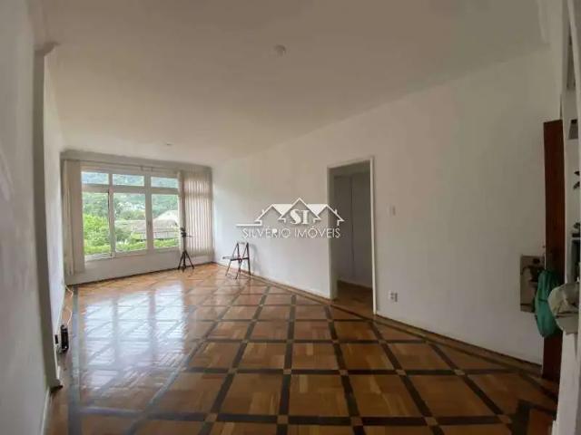 Apartamento para Venda em Petrópolis/RJ Centro 3 Quartos