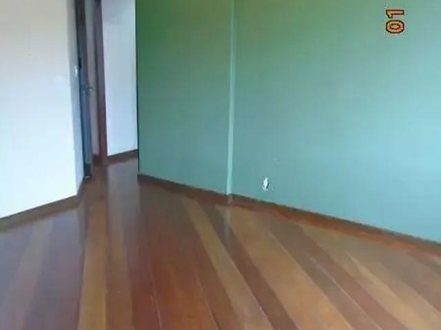 Apartamento para Venda em Petrópolis/RJ Centro 3 Quartos