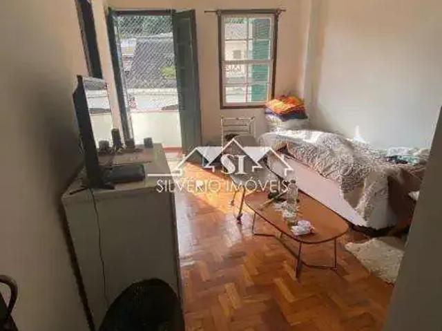 Apartamento para Venda em Petrópolis/RJ Centro 1 Quartos