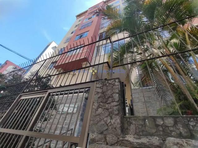Apartamento para Venda em Petrópolis/RJ Centro 2 Quartos