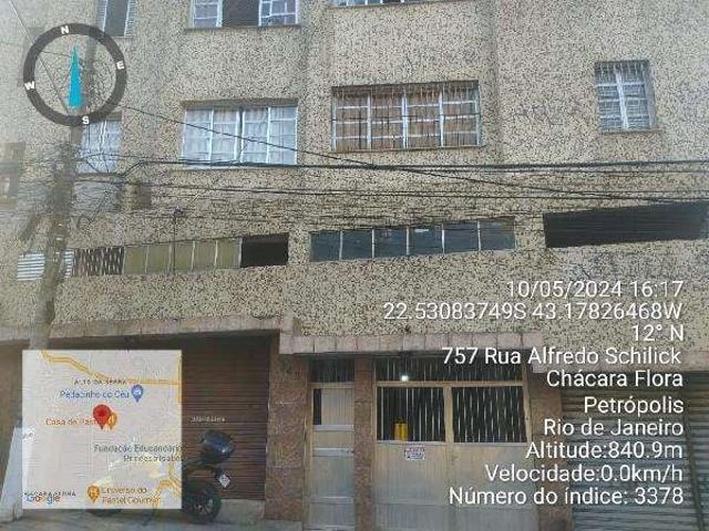 Apartamento para Venda em Petrópolis/RJ Chácara Flora 2 Quartos