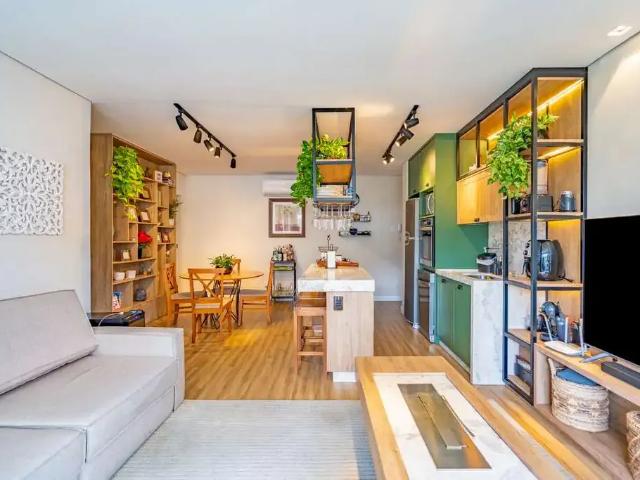 Apartamento para Venda em Petrópolis/RJ Itaipava 3 Quartos