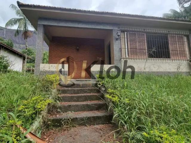 Apartamento para Venda em Petrópolis/RJ Samambaia 3 Quartos