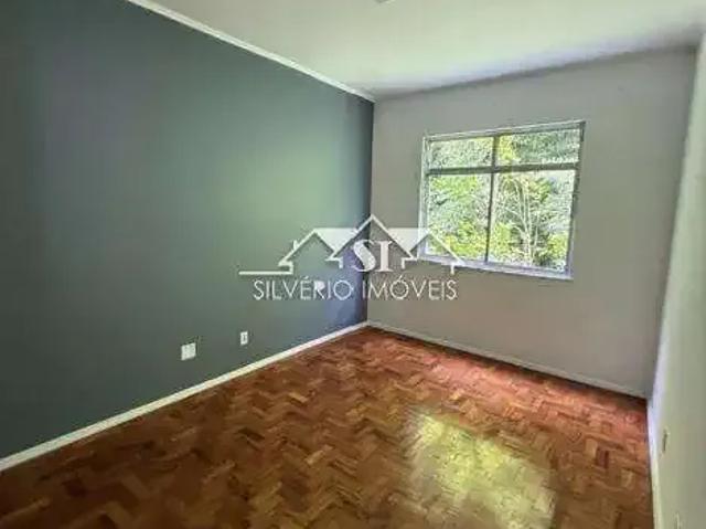 Apartamento para Venda em Petrópolis/RJ Saldanha Marinho 2 Quartos