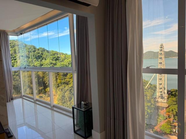 Apartamento para venda em Pioneiros em Balneário Camboriú Santa Catarina de 191.00m² com 4 Quartos, 4 Suítes e 4 Garagens