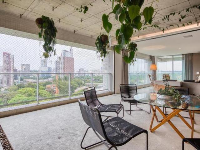 Apartamento para venda em Pinheiros com 3 quartos, sendo 3 suítes, 352m²