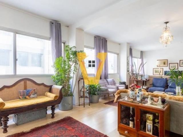 Apartamento para venda em Pinheiros com 4 quartos, sendo 2 suítes, 224m²