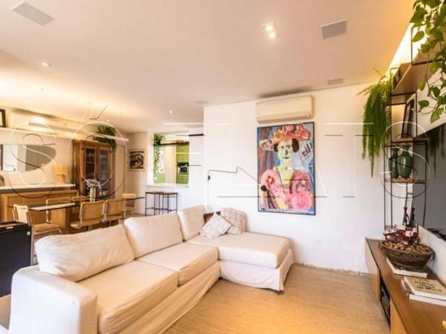 Apartamento para venda em Pinheiros de 165.00m² com 3 Quartos, 1 Suite e 4 Garagens