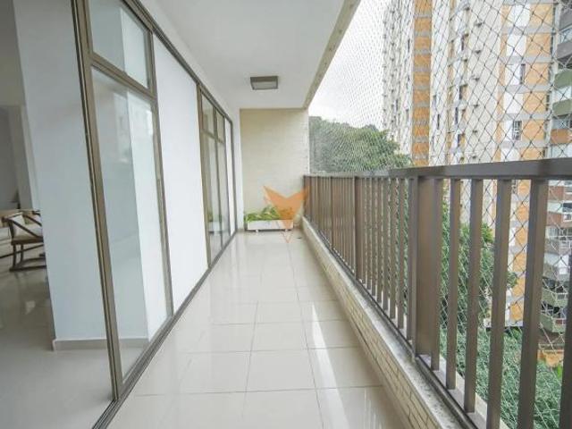 Apartamento para venda em Pitangueiras de 279.00m² com 4 Quartos, 2 Suites e 2 Garagens