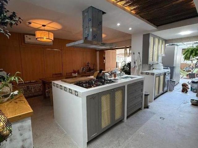 Apartamento para venda em Pitangueiras de 299.00m² com 3 Quartos, 1 Suite e 2 Garagens