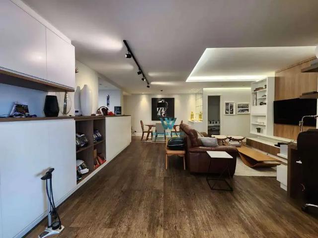 Apartamento para Venda em Poços de Caldas/MG Centro 2 Quartos