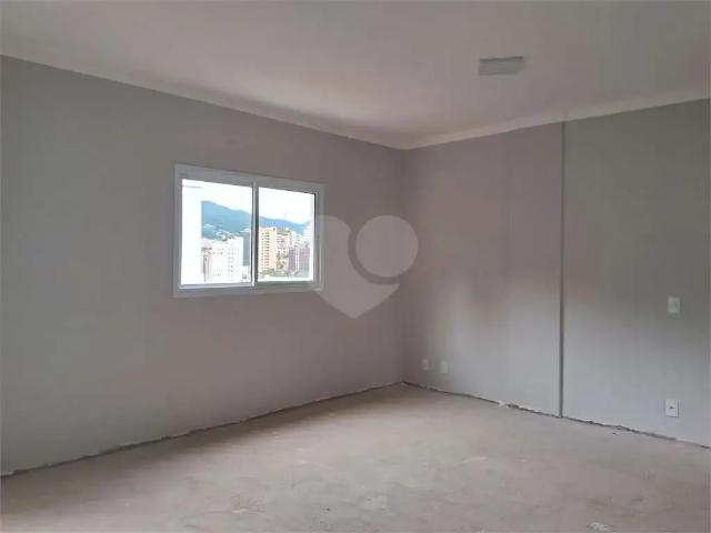 Apartamento para Venda em Poços de Caldas/MG Centro 3 Quartos